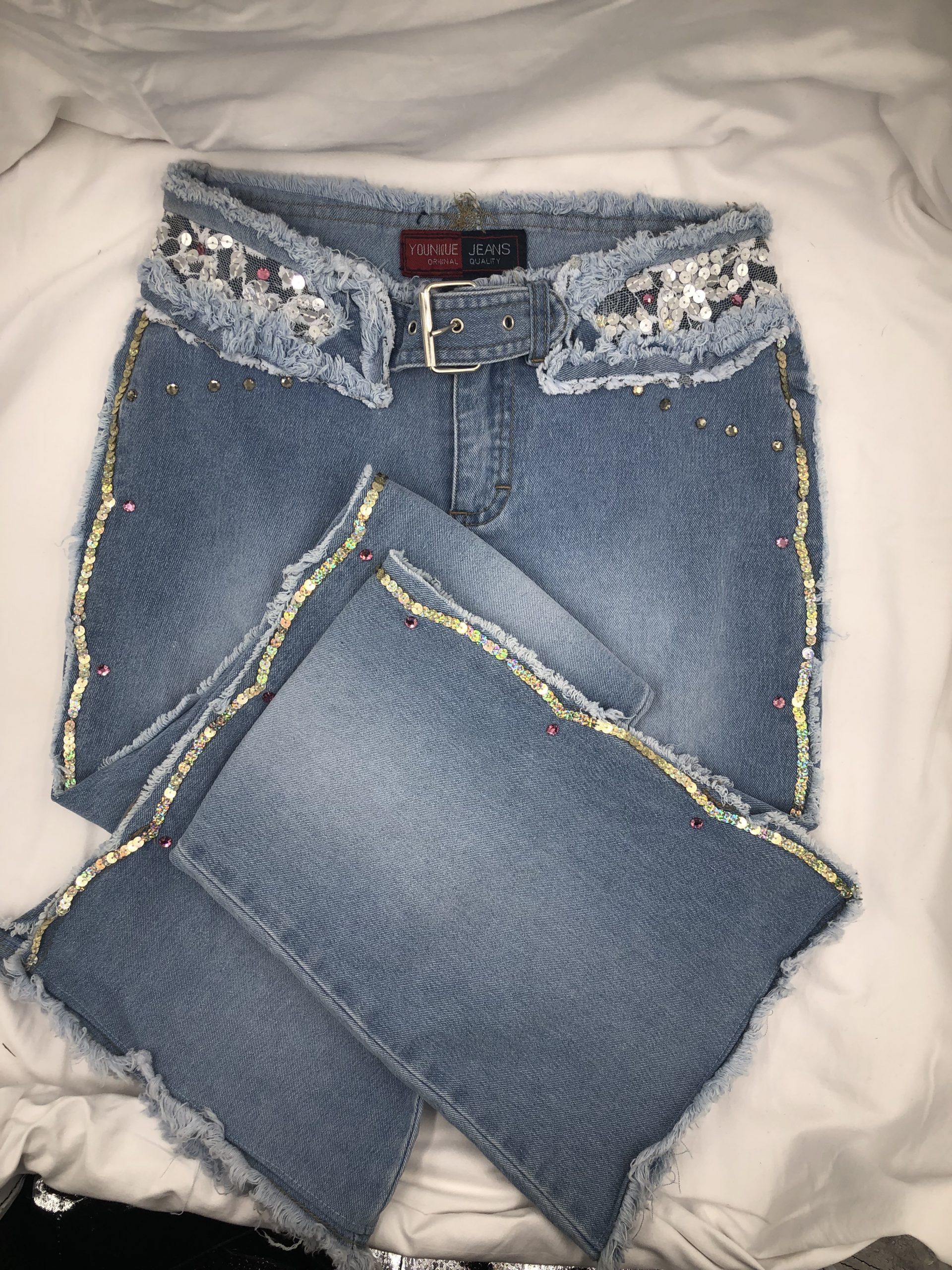 Do you remember…? – Lizzie McGuire clothing, props and more!